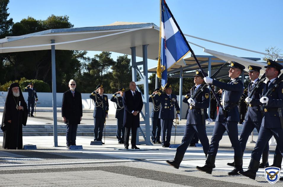 Σχολή Ικάρων: Ο επίσημος εορτασμός του Προστάτη της ΠΑ Αρχαγγέλου ...