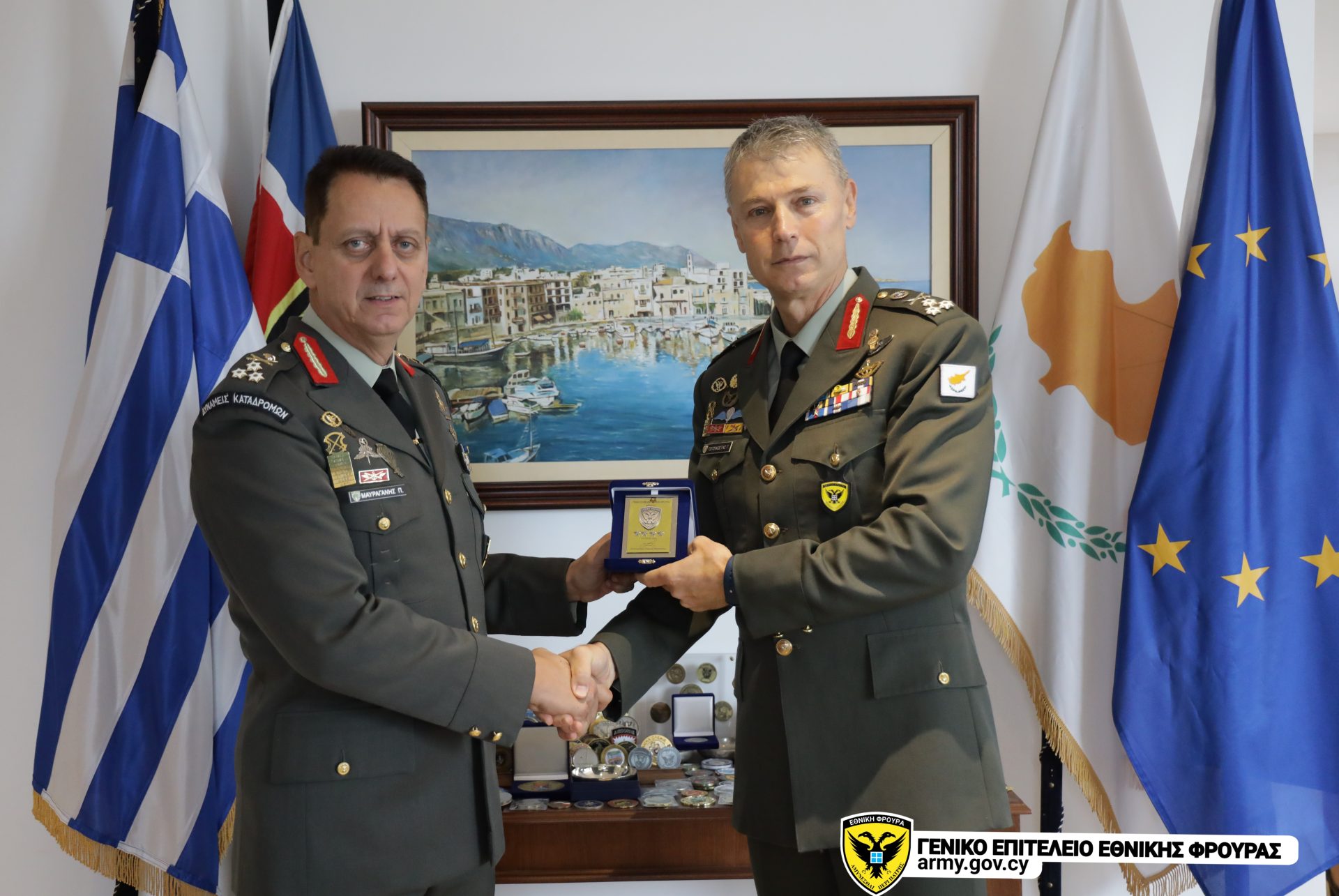 Στην Κύπρο ο Διοικητής της Διοίκησης Ειδικού Πολέμου του ΓΕΕΘΑ ...
