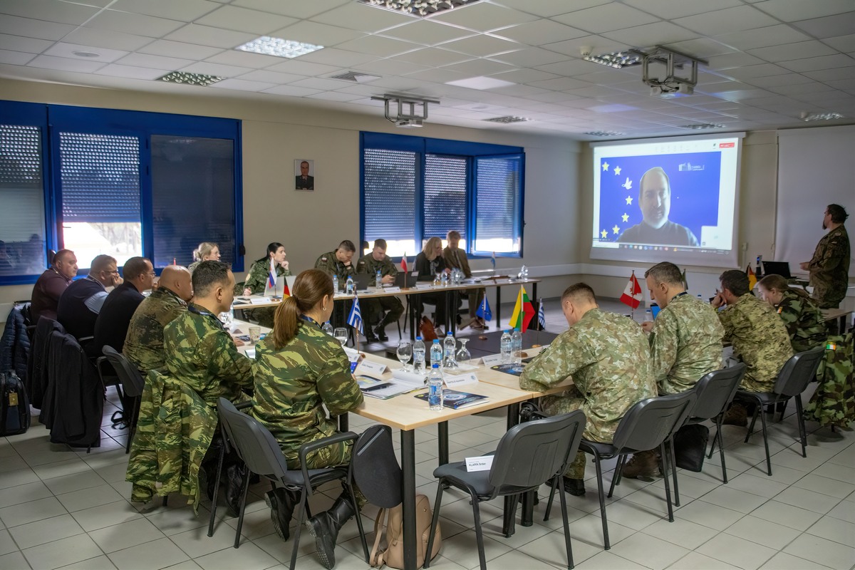 Network Procedure Exercise: Διακίνηση και υποστήριξη στρατιωτικού ...