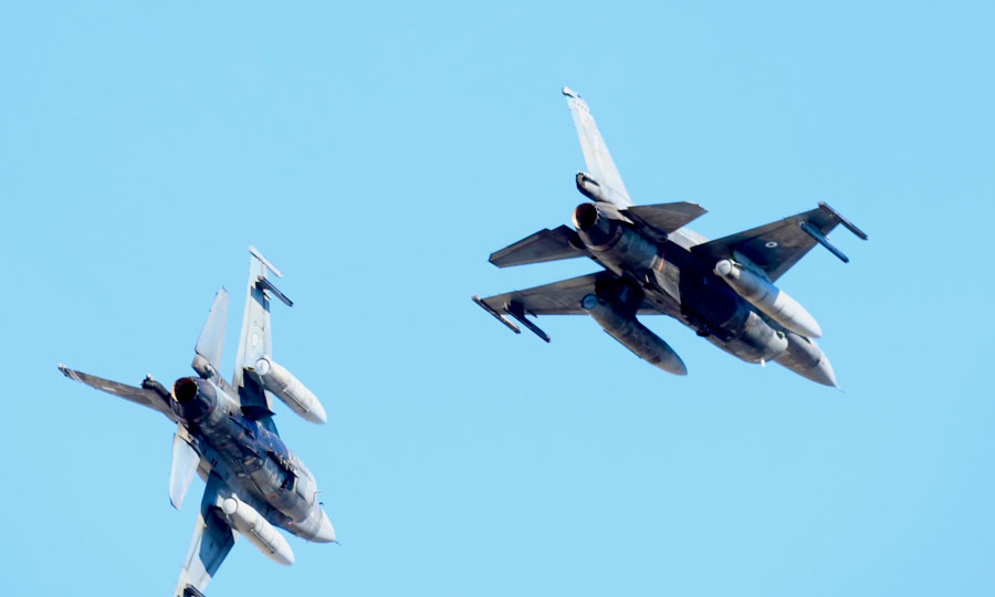 Τα F-16 Viper της 343 Μοίρας «σκέπασαν» με τα φτερά τους την Κύπρο ...